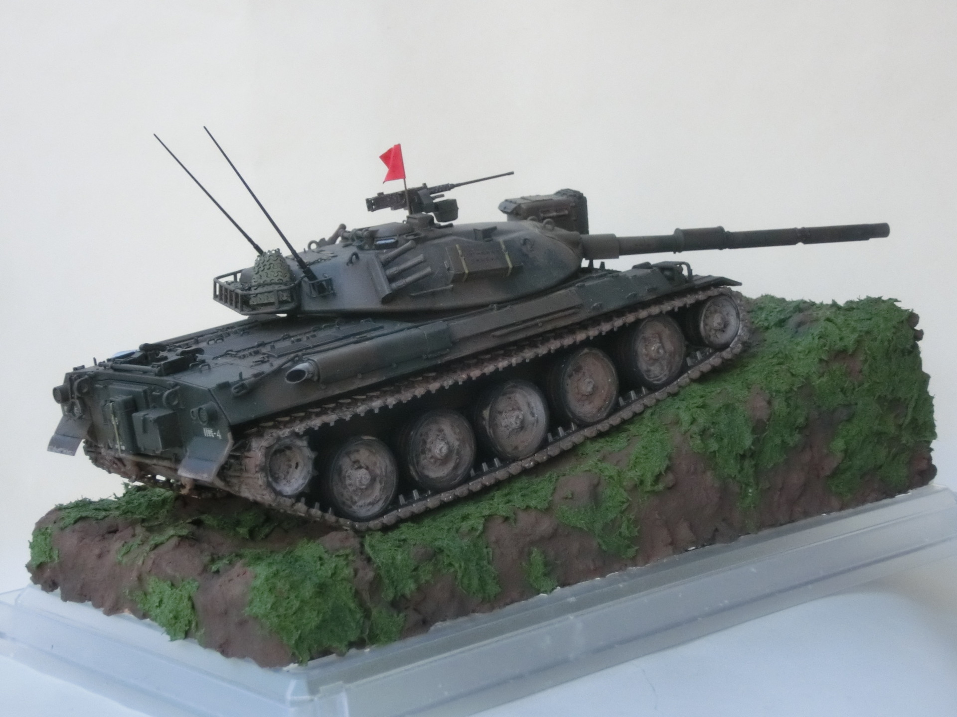 ホビージャパン1/35 74式戦車 制作記 12: 日の丸航空隊の模型日記