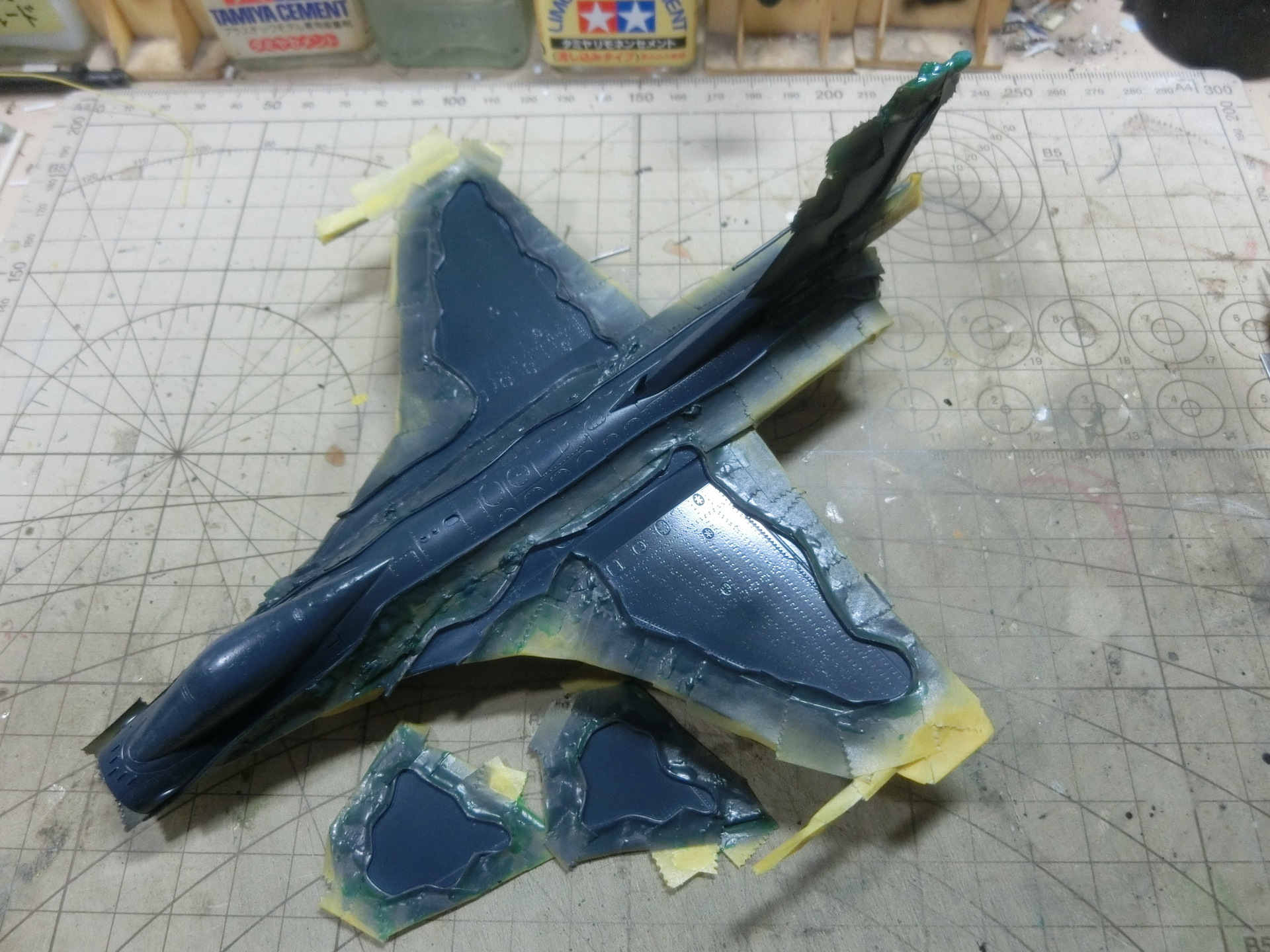 ファインモールド1/72 航空自衛隊F-2A戦闘機 制作記 5: 日の丸航空隊の模型日記